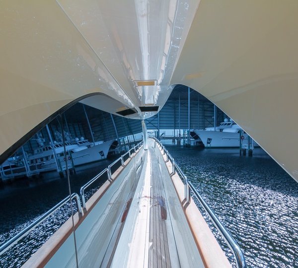 Yacht AZIMUT YCG 120', Azimut | CHARTERWORLD Luxury Superyacht Charters